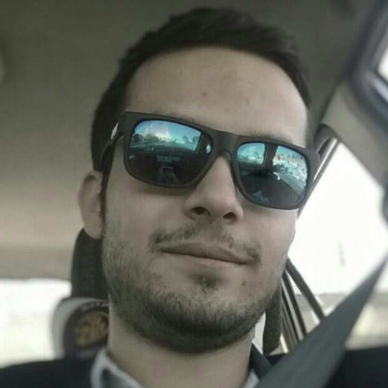 Pouria Riyahi - ویرگول