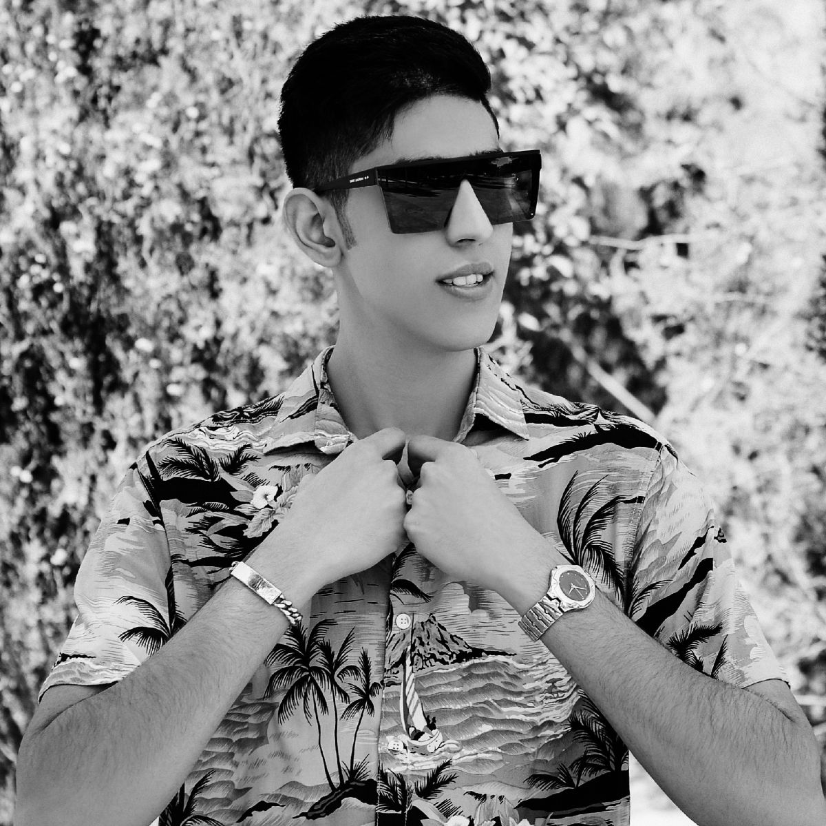 Biography of Parham Aghakhani - ویرگول