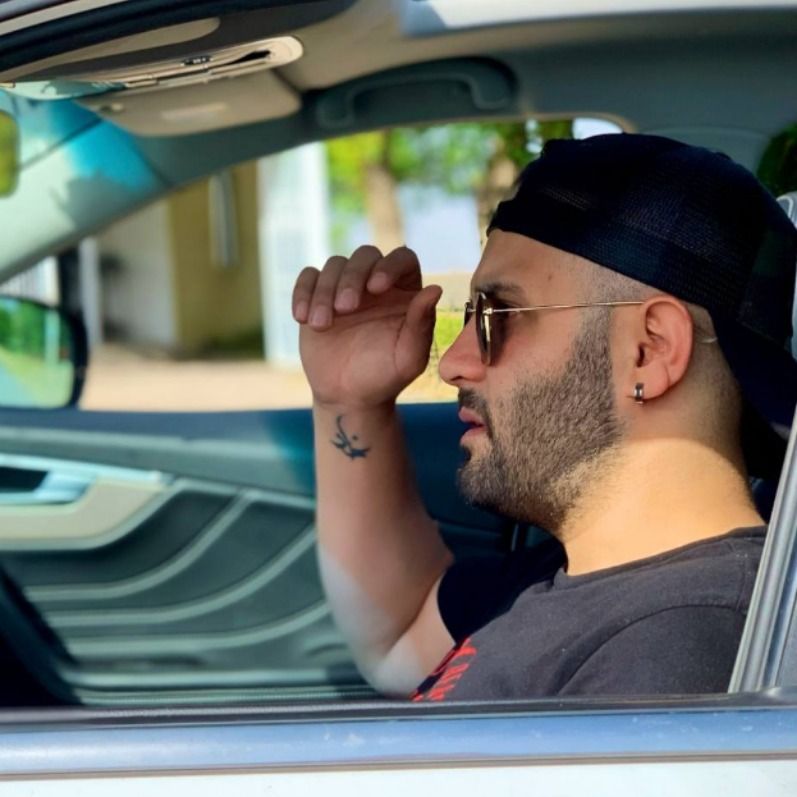 Amir Nazari - ویرگول